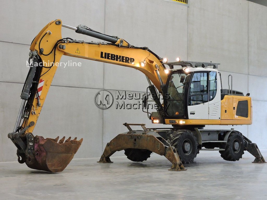 Liebherr A920 bager točkaš