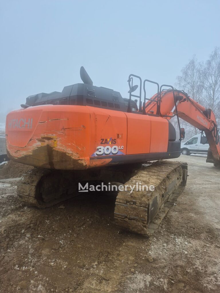 Hitachi ZX300LC-6 bager guseničar