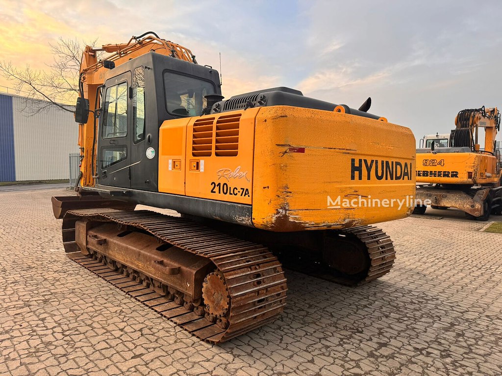 Hyundai Robex 210 LC-7 NVT bager guseničar