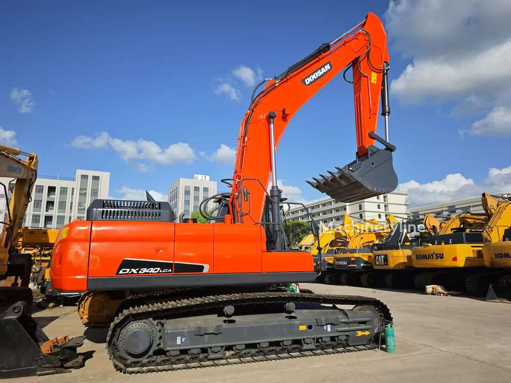 Doosan DX 340LCA bager guseničar
