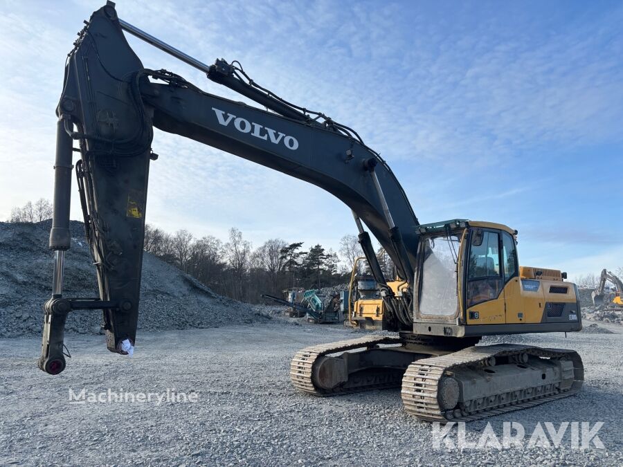 Prodaje se Volvo EC300DL mini bager na aukciji
