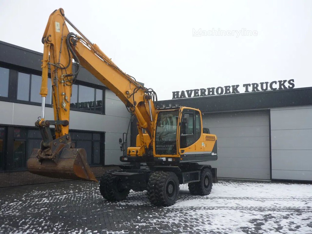 Hyundai Robex 160W-9A Wheel Excavator with bucket bager točkaš
