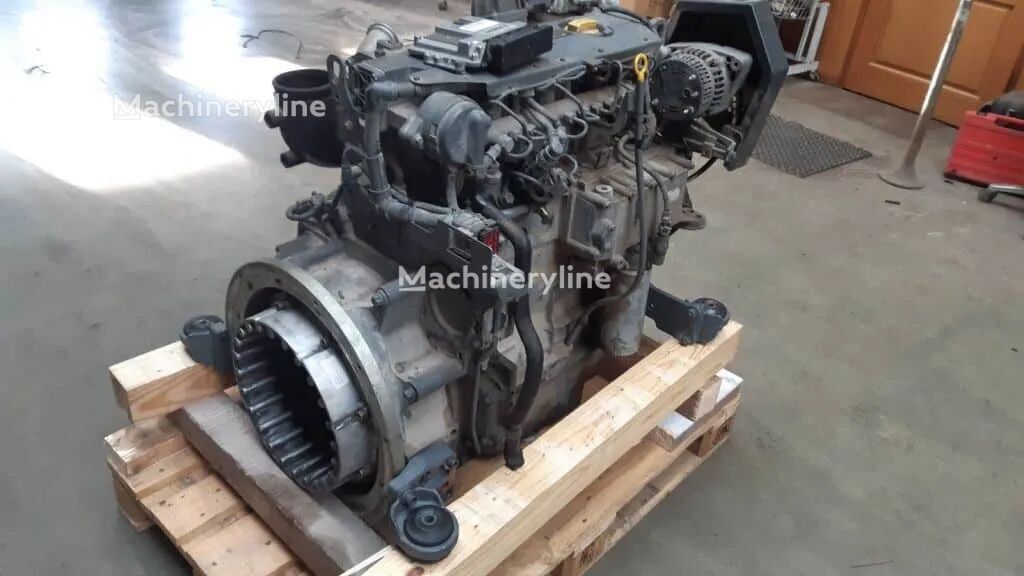 – 13 motor za Deutz TCD2013L042V građevinske mašine