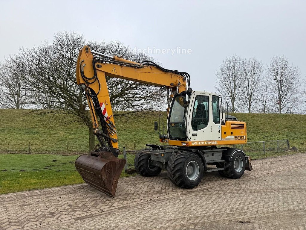 Liebherr A900C Litronic Mobile crane bager točkaš
