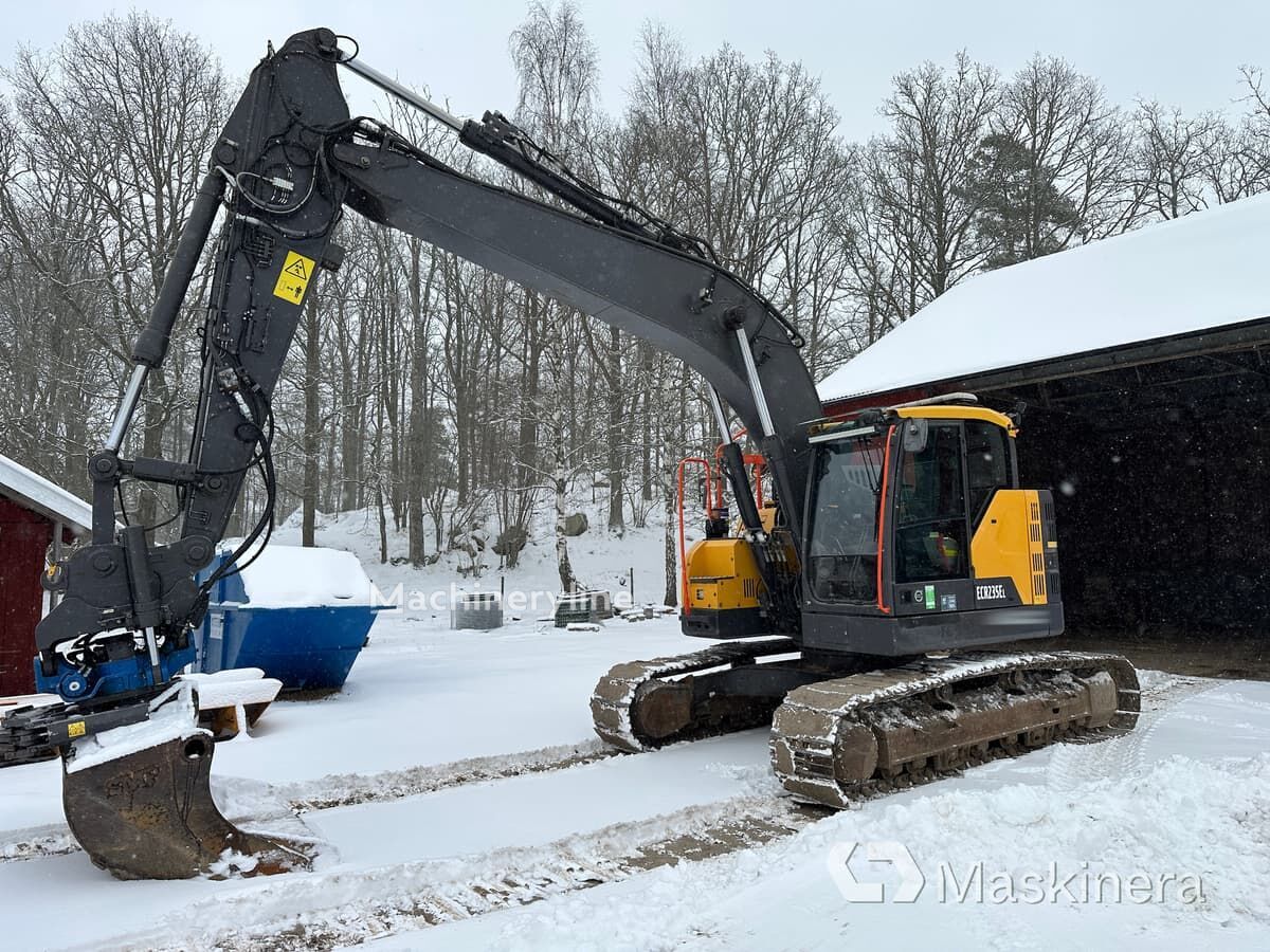 Prodaje se Volvo ECR235EL bager guseničar na aukciji