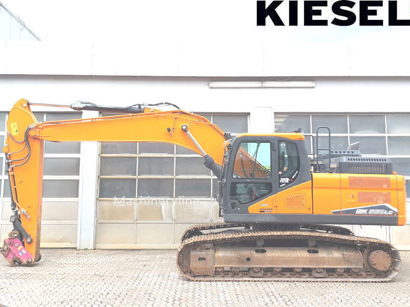 Doosan DX235LC-7 bager guseničar