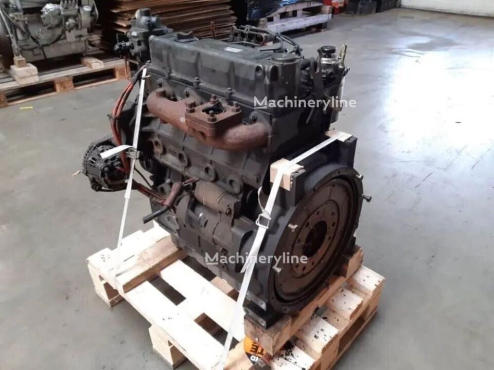 Second Hand motor za Kubota V3300 građevinske mašine