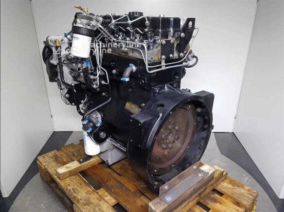 Motor za Caterpillar 3054 / Perkins 1004-40 građevinske mašine