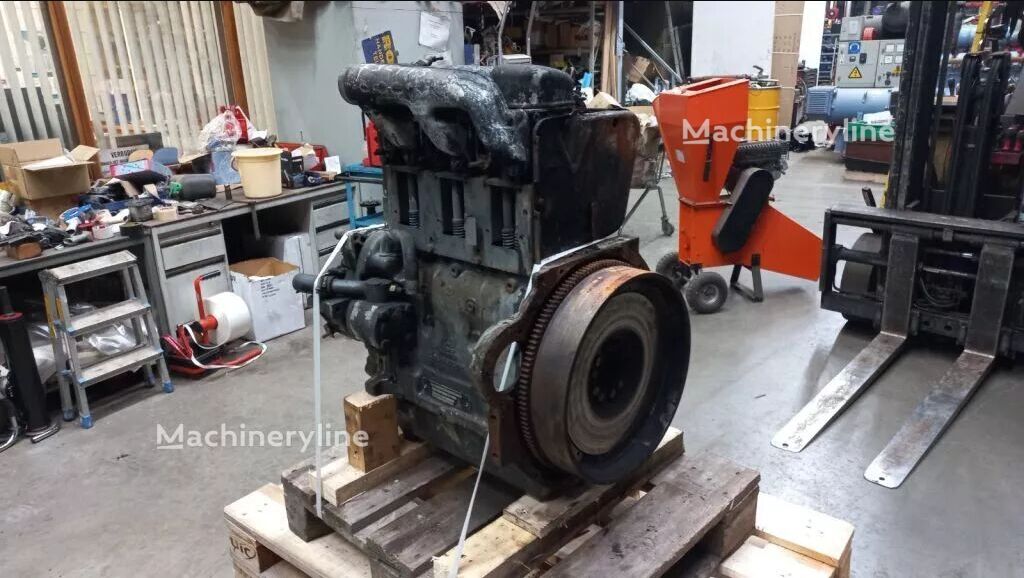 Deutz second hand – piese motor za Deutz F3L913 građevinske mašine
