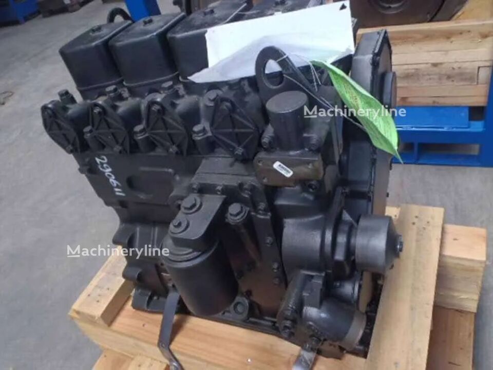 Complet reconditionat motor za Case 4-390 građevinske mašine