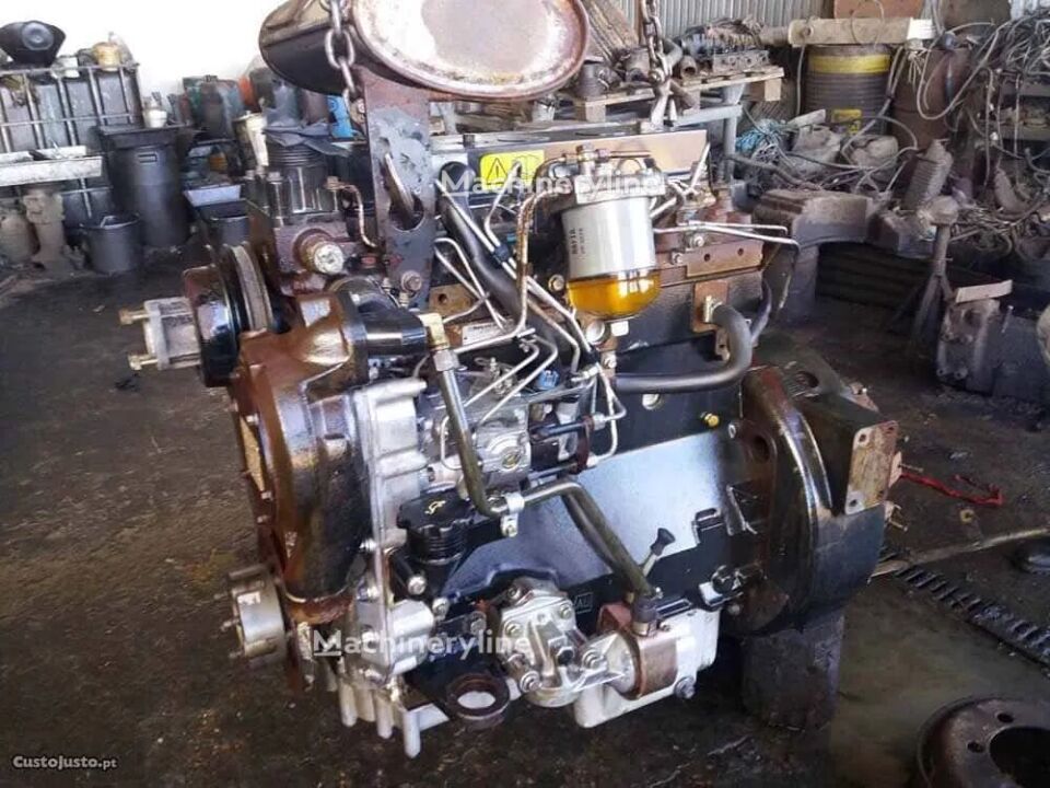Second Hand pentru Buldoescavator motor za Komatsu WB97 građevinske mašine