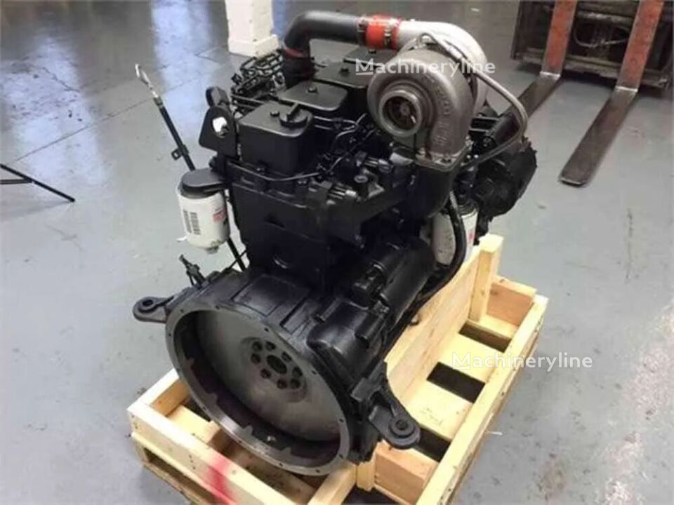 Second Hand motor za Komatsu 4D1021 građevinske mašine