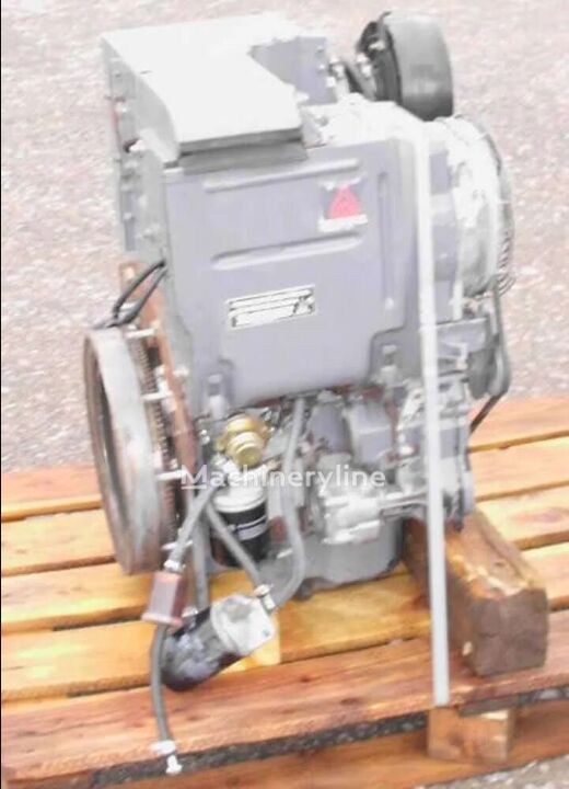 Second hand motor za Deutz F2L1011 cu 2 pistoane građevinske mašine