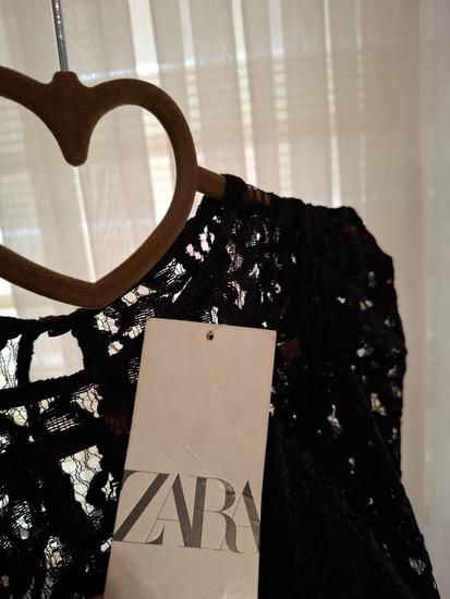 Zara crna cipkana bluza Novo snizeno