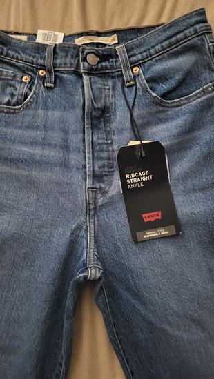 Levis farmerice NOVO