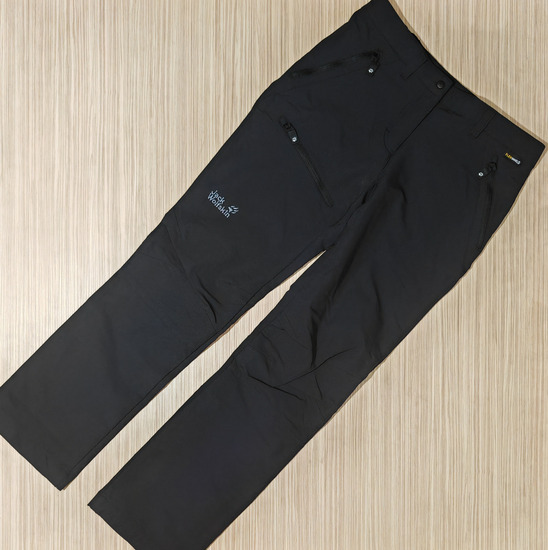 Jack Wolfskin ženske outdoor pantalone vel. 19
