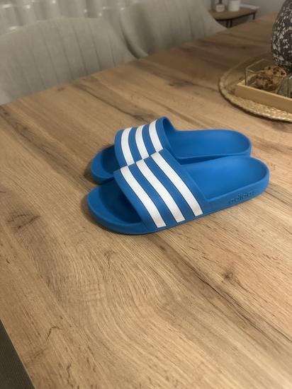 Adidas papuce