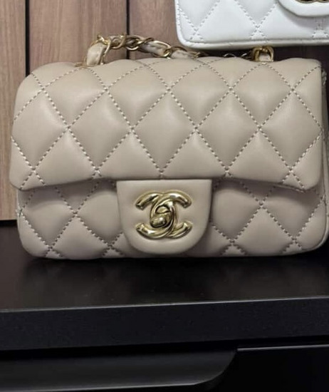 Chanel torbica nova