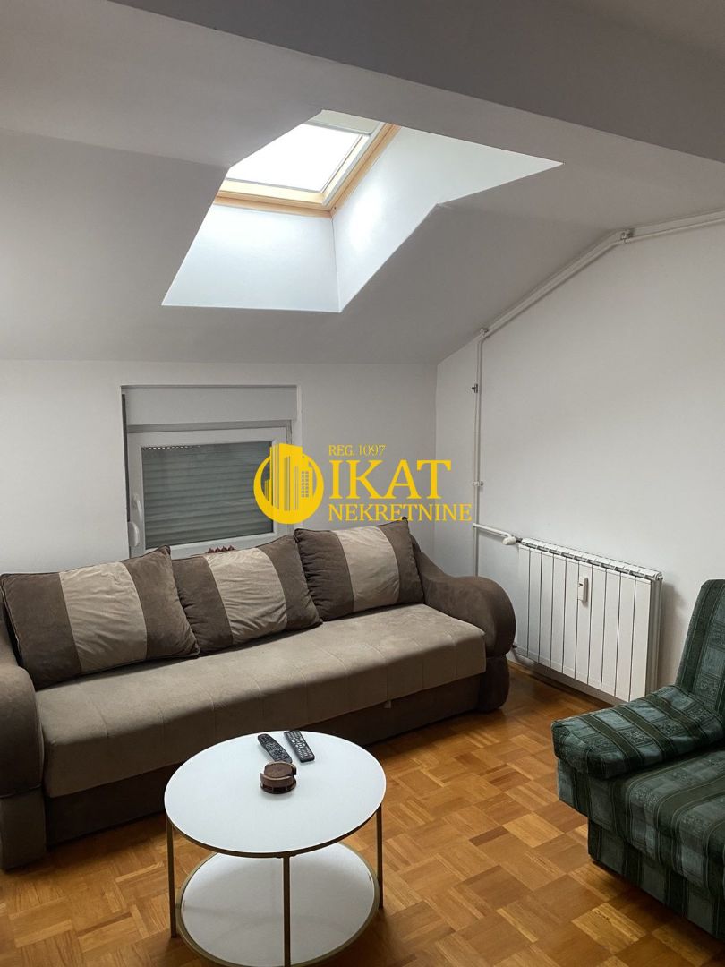 Zemun polje 33m2, nov kompletno namešten stan ID#4909
250 €