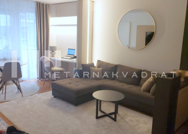 Đeram pijaca, Marka Oreškovića, odličan (ID: 1278) ID#1278
600 €