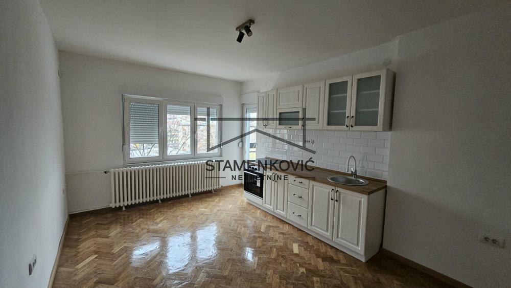 KOMPLETNO RENOVIRAN-ŽELEZNIČKA STANICA ID#7091
149.350 €