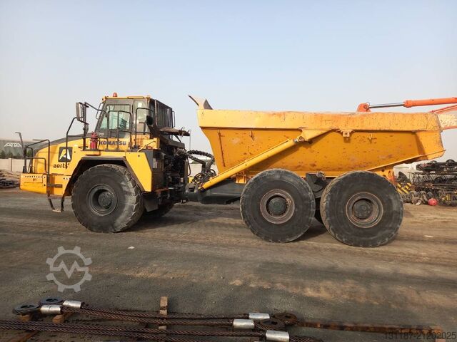 Kamion za otkači
Komatsu HM400-3R (4 pcs available in Abu Dhabi)