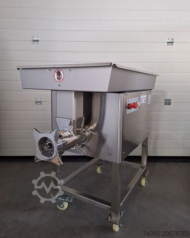 Mlin za meso
Ital Form Meat grinder 98mm PRICE: 2000 EUR