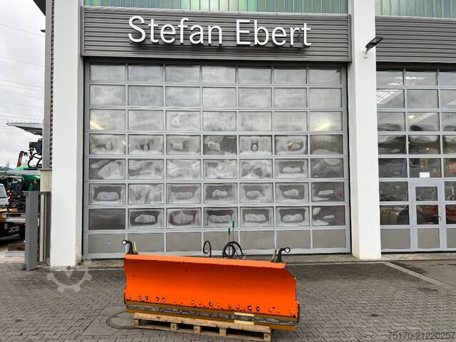 Sneg plug nož
Tuchel L-SF 225 Schneeschild / 2.250 mm / 2019