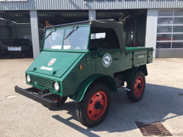 Drugi
Mercedes-Benz Unimog U 401 Oldtimer