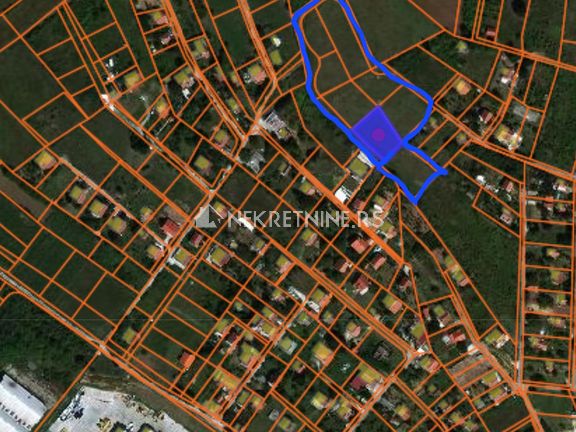 Plac kod Ikee, odlična lokacija ID#13609