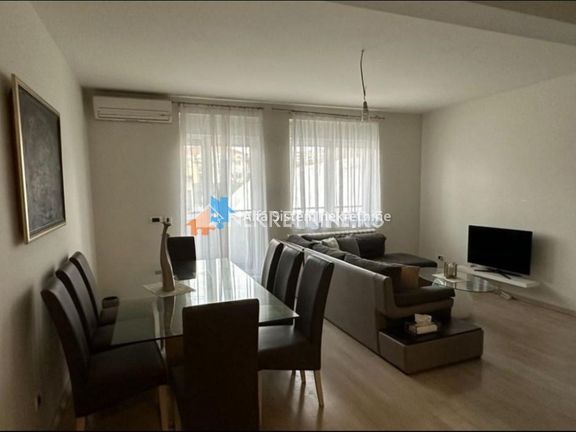Voždovac, Lekino brdo, 3.0 stan, 80m2, 1000 EUR, ID 53007