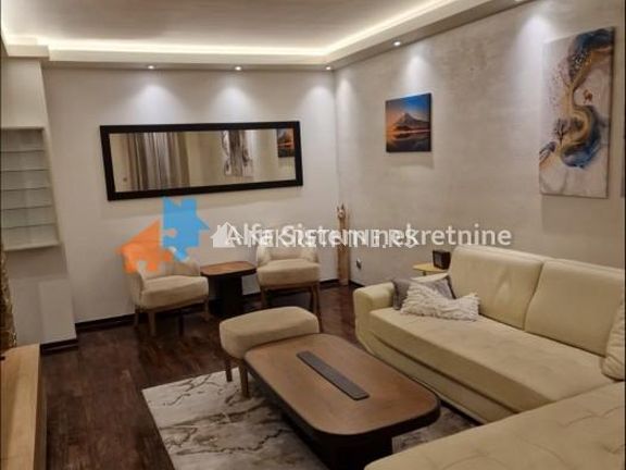 Novi Beograd, Blok 67, Belville, 4.0 stan, 102m2, 1300 EUR, ID 52951