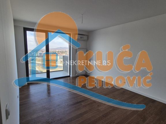 Izdaje se nov, neuseljavan stan u novom kompleksu Planet Residence, 55m2