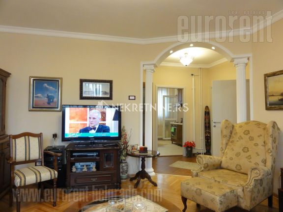 #36966, Izdavanje, Stan, CENTAR, 800 EUR