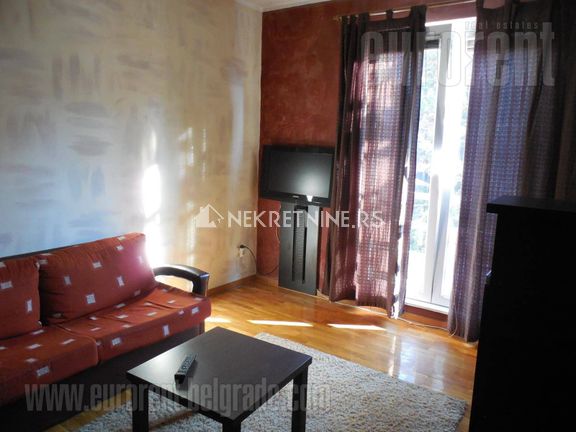 #26648, Izdavanje, Stan, SENJAK, 900 EUR