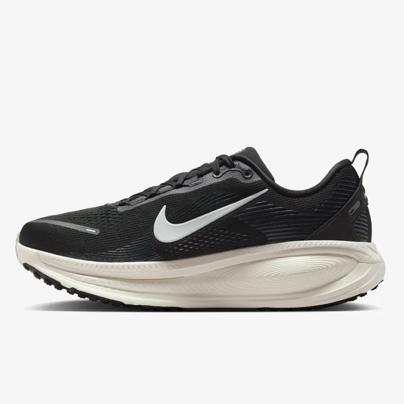 Nike Vomero 18 Wide