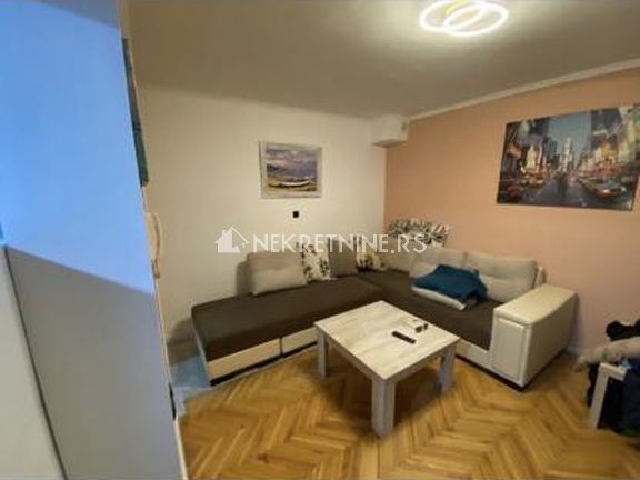 Na prodaju garsonjera - 26m2- Stari Grad