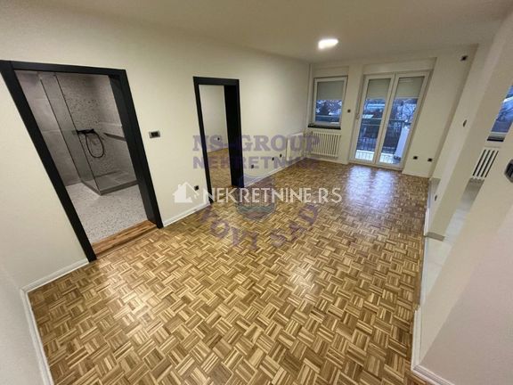 Komforan dvosoban stan površine 55 m²