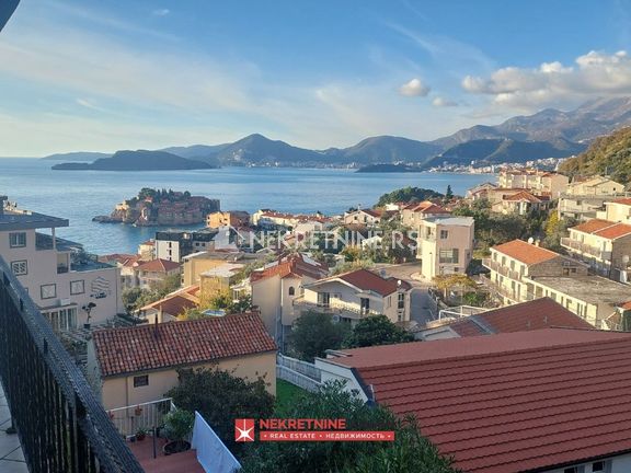 Dvosoban stan sa predivnim pogledom na more+garsonjera, Budva, Sveti Stefan