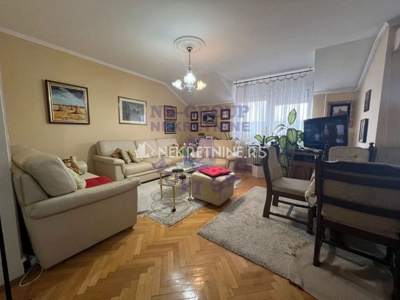 Odličan duplex na Novom Naselju