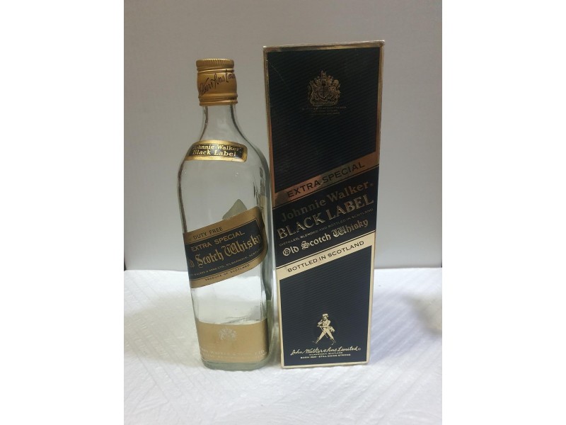 Ambalažna kutija I flaša Black label 0,7 l