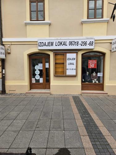 Izdaje se LOKAL na glavnoj ulici
Sombor