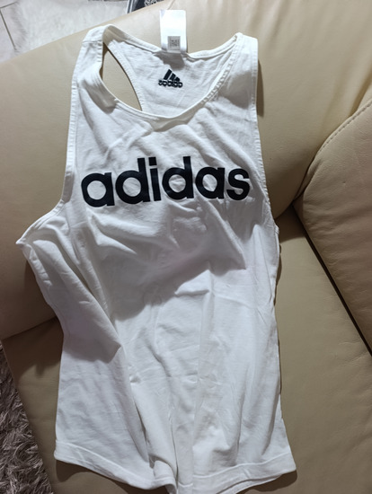 Majica Adidas L novo