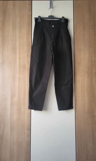 Zara pantalone