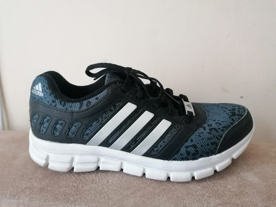 ADIDAS patike 37,5