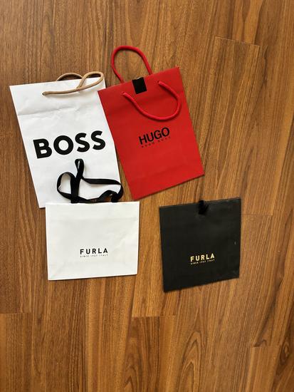 Set 4 brendirane kese novo hugo boss i furla