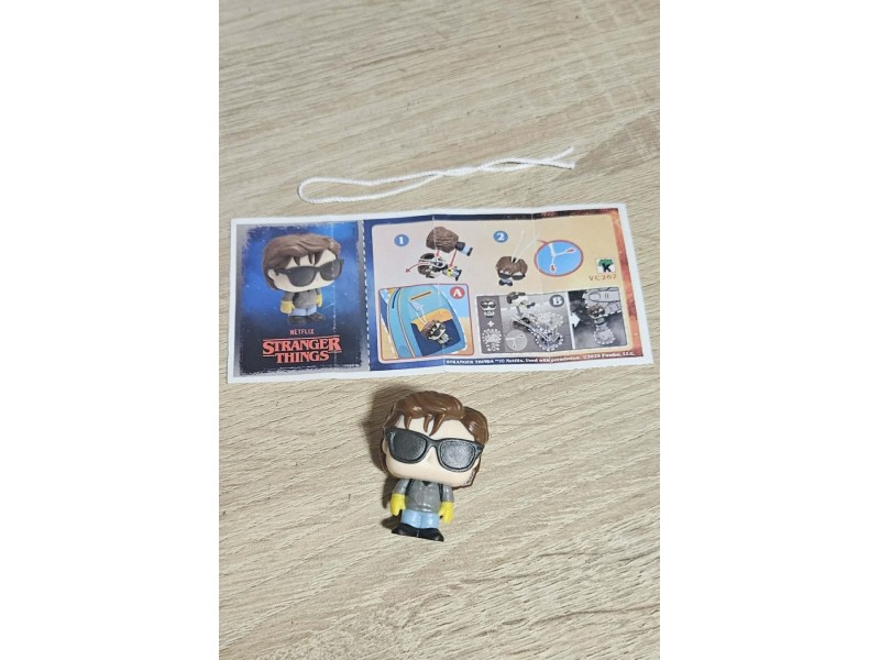 Kinder Joy Stranger Things figurica - Steve VC267