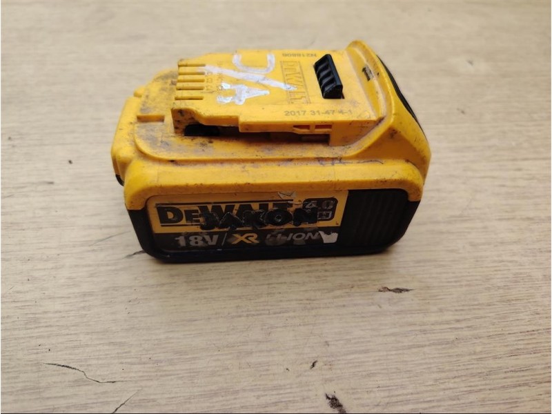 DeWalt baterija 18V 4.0Ah