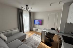 Iznajmljujem Stan-Apartman, Južni Bulevar, Beograd Grad