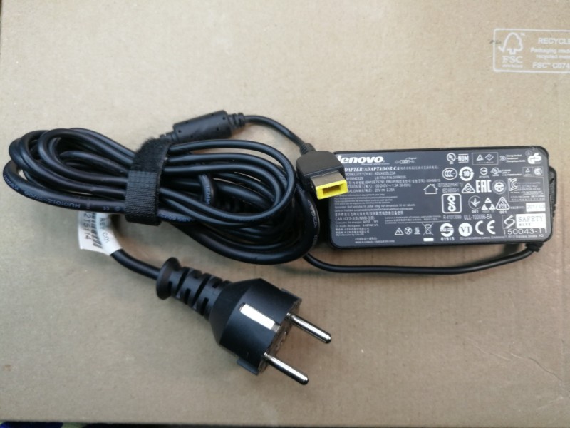 Adapter Lenovo ADLX45DLC3A 20V --- 2,25A 45W